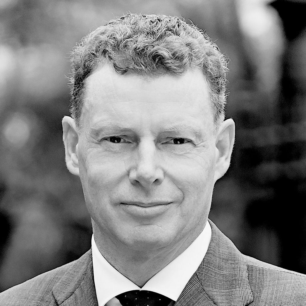 Nieuwe Uitdaging bij... Hogan Lovells, Pels Rijcken, Lexence en ...