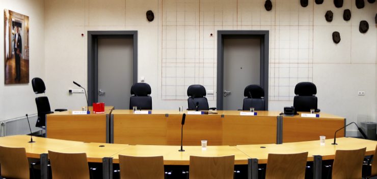 Vanaf 11 mei weer meer straf-, jeugd- en familiezaken met partijen in ...