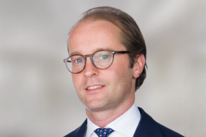 Nieuwe uitdaging bij... Poët, NOVEX en Clifford Chance - Advocatie