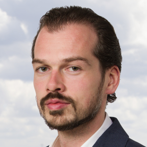 Nieuwe Uitdaging bij... Hogan Lovells, Holla en Kennedy Van der Laan ...